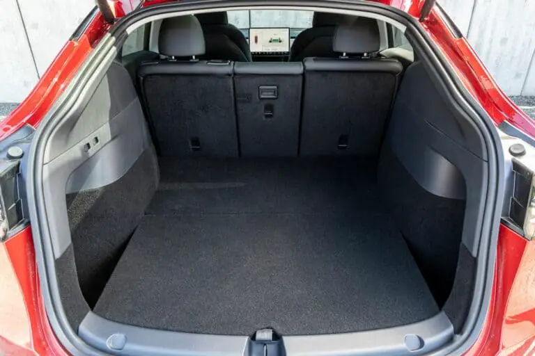 A Guide To Tesla Trunk Space - EcoWut